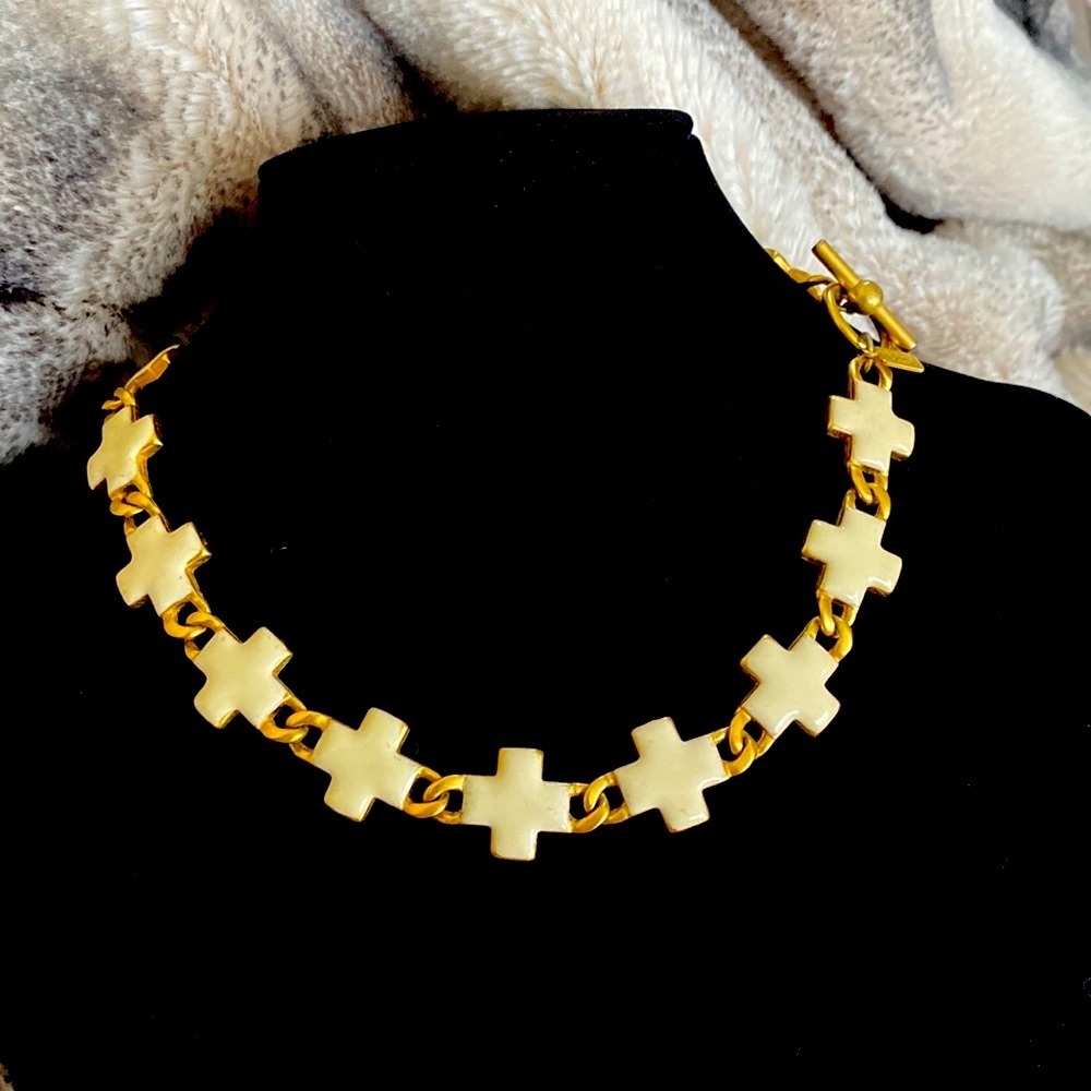 Anne Klein Gorgeous Vintage Cross Designer Necklace - Gem